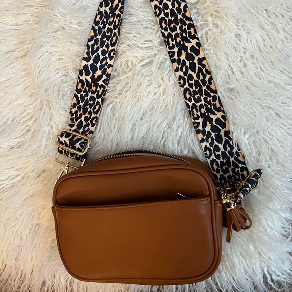 Bags | Threaded Pear Purse With Leopard Strap | Poshmark